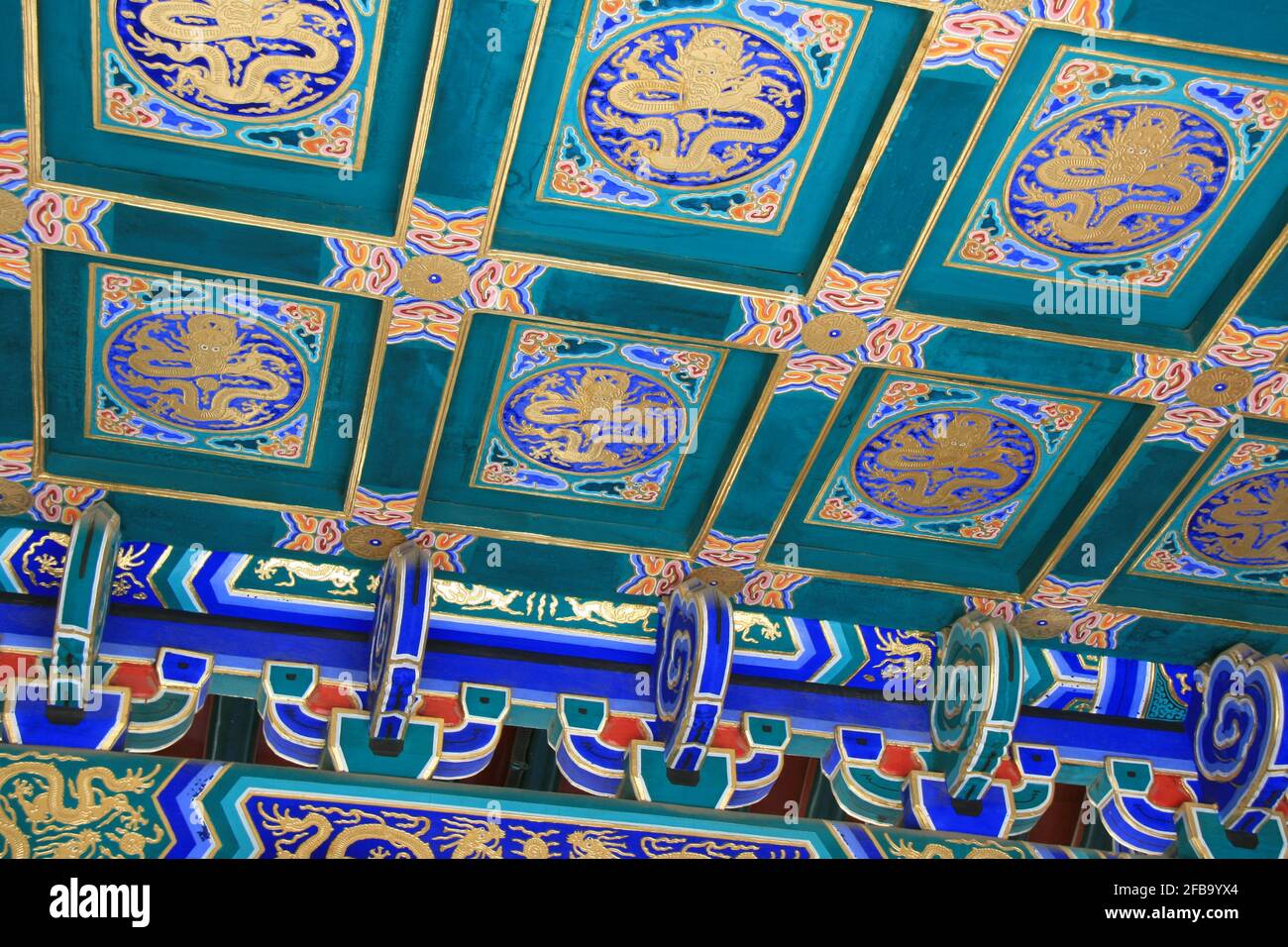 Summer palace beijing ceiling hi-res stock photography and images - Alamy