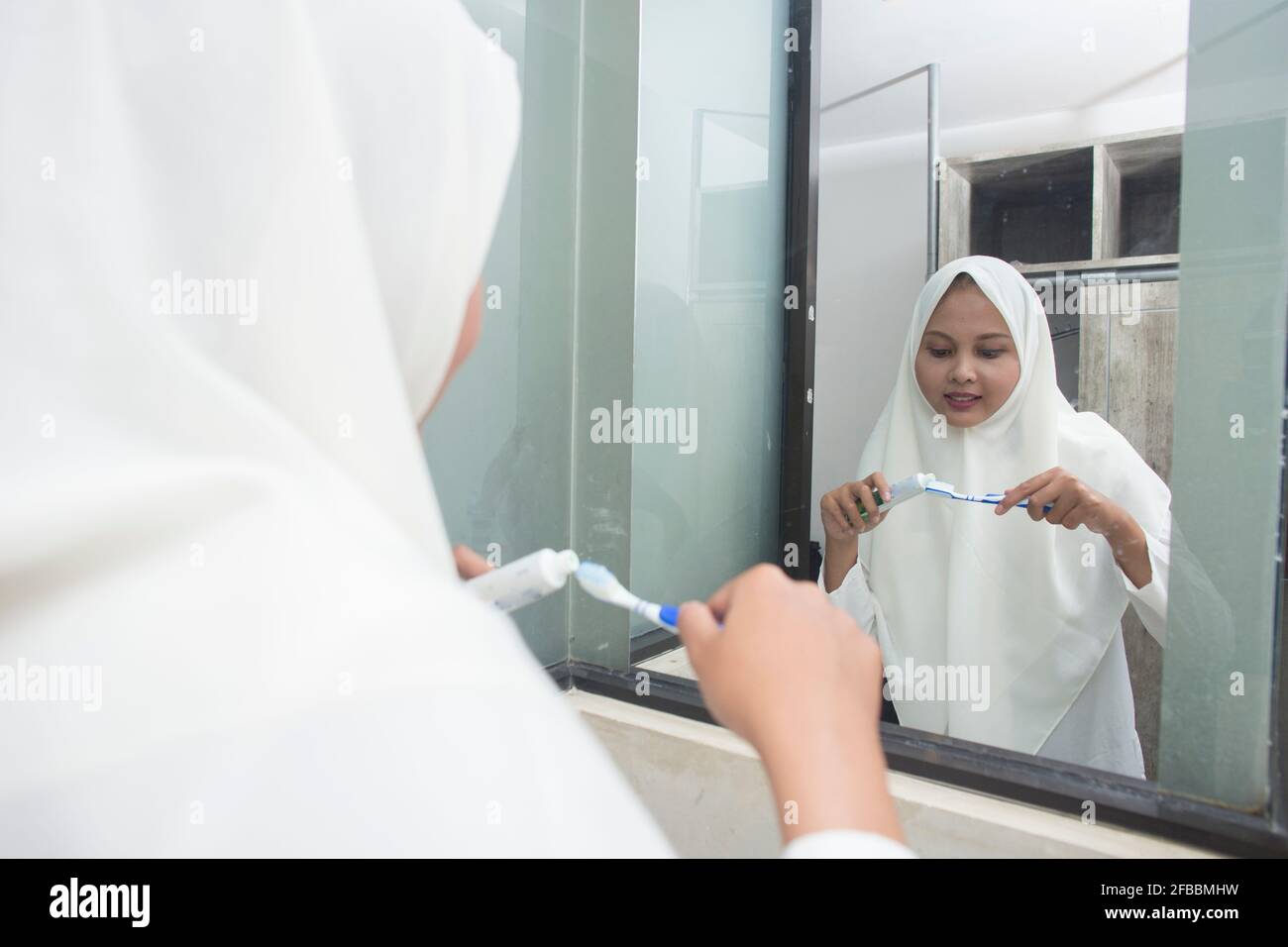 Muslim toothbrush hi-res stock photography and images - Alamy