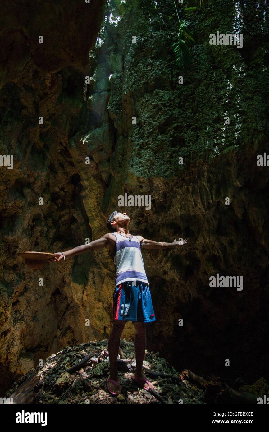 Limestone caves japan hi-res stock photography and images - Alamy