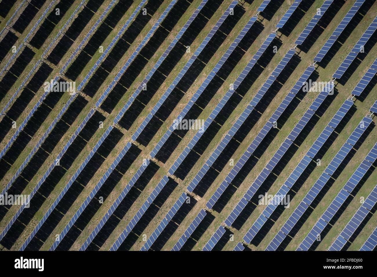Solar field hi-res stock photography and images - Alamy