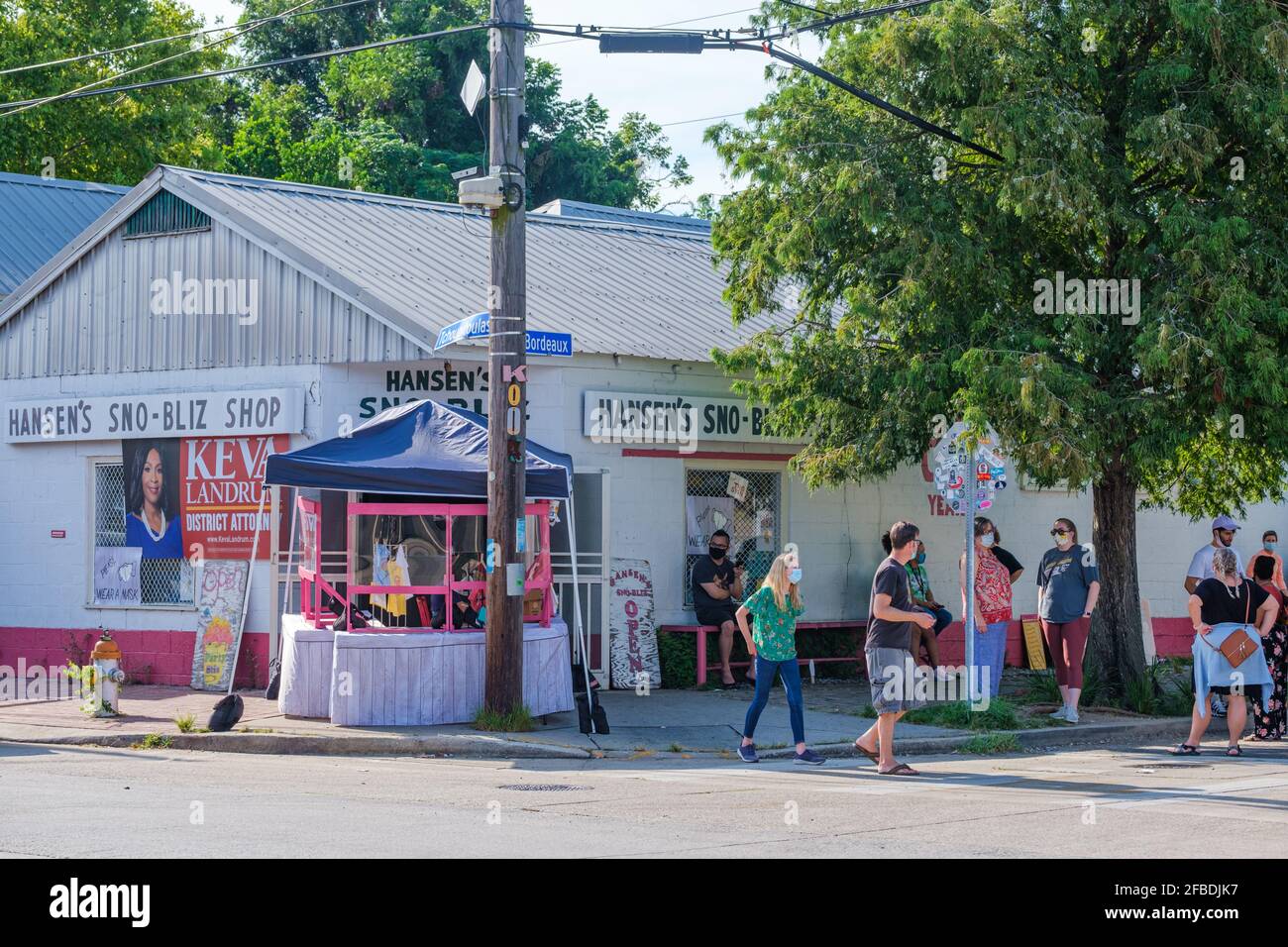 NEW ORLEANS, LA, USA - August 8, 2020: Hansen's Sno-Bliz Snowball Shop ...