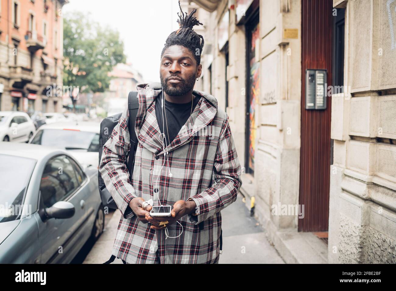 Checkered footpath hi-res stock photography and images - Alamy