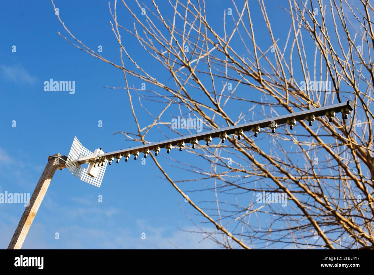 Antenna for improving mobile internet in a small village out far away ...