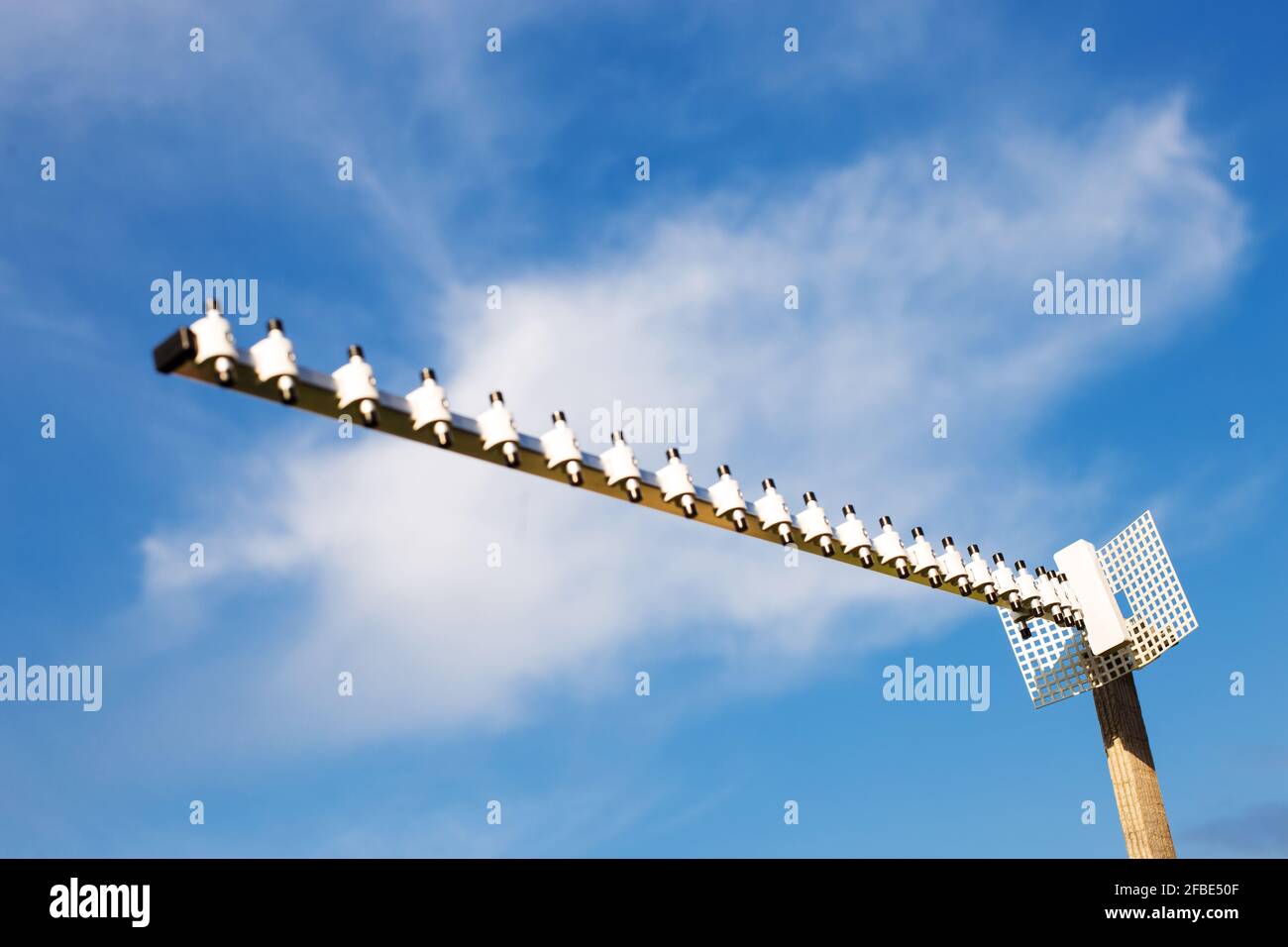 Directional antenna hi-res stock photography and images - Alamy