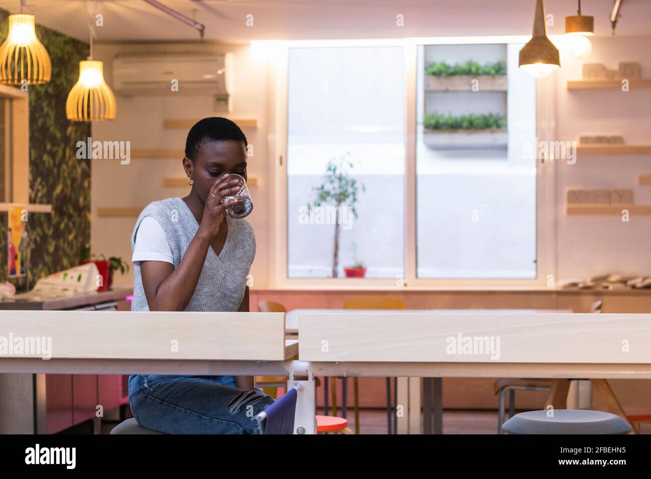 Employee cafeteria hi-res stock photography and images - Alamy