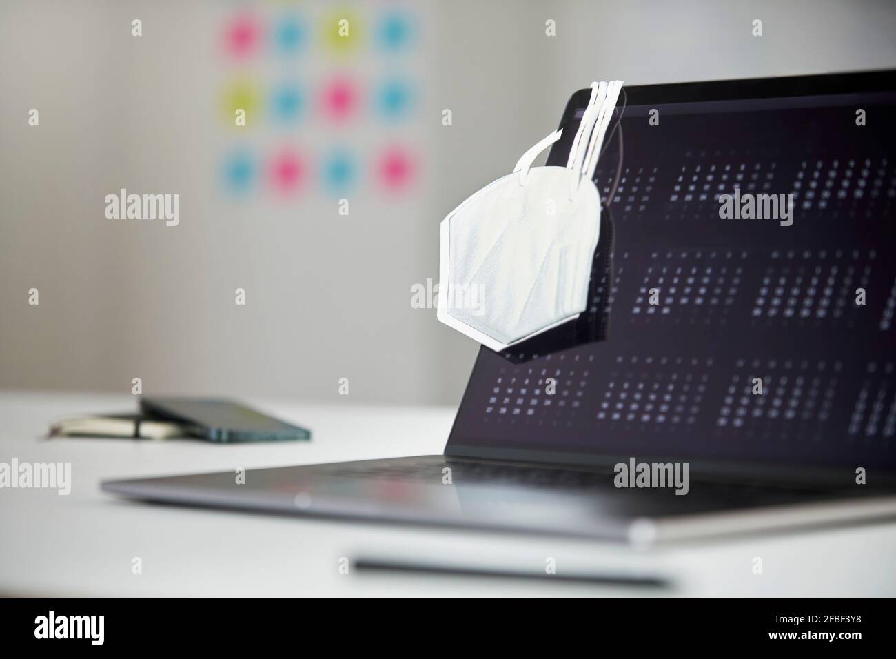 Protective screen hi-res stock photography and images - Alamy