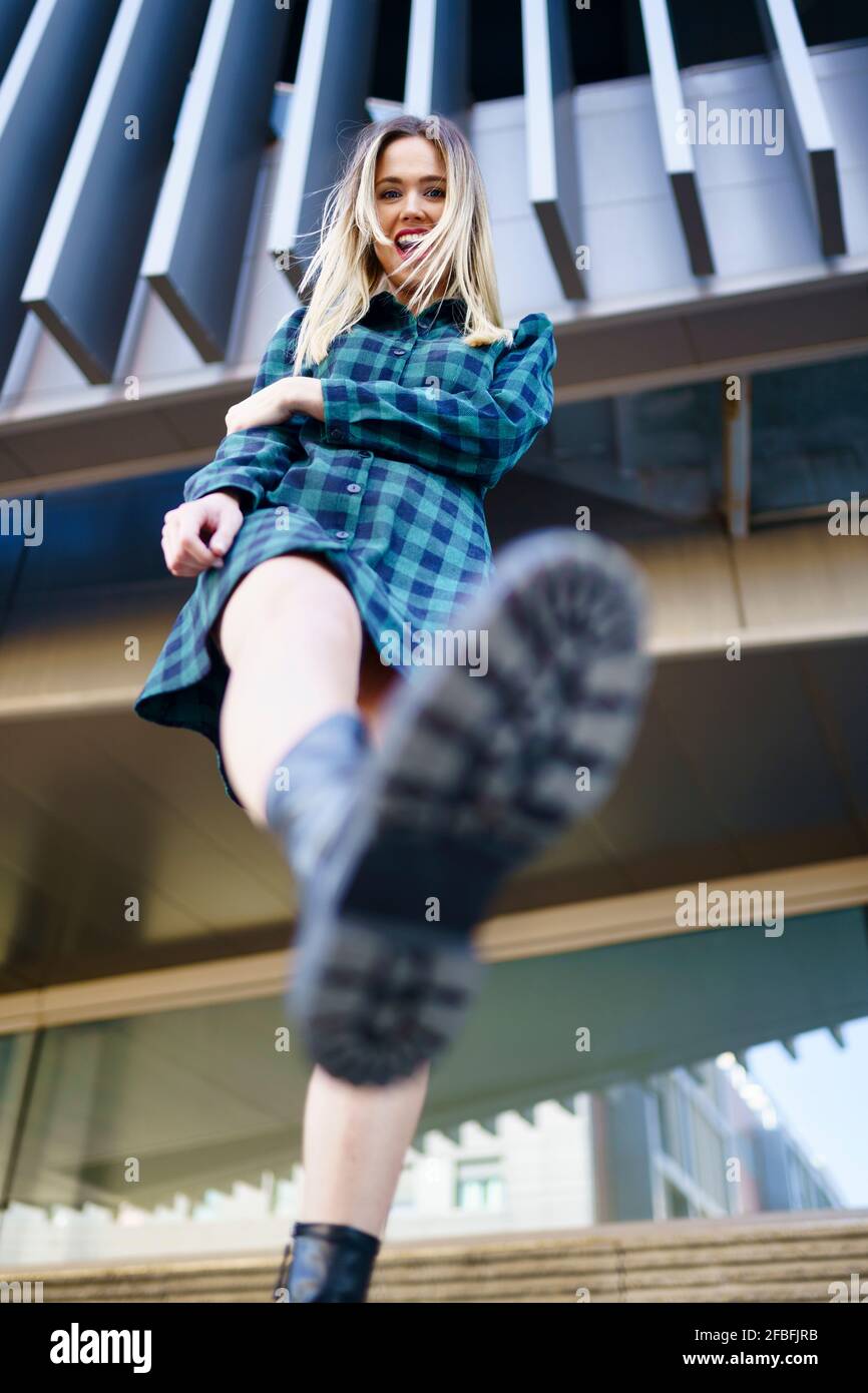 Kicking style hi-res stock photography and images - Alamy