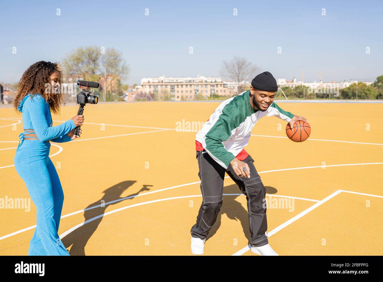 Two friends playing basketball on hi-res stock photography and images ...
