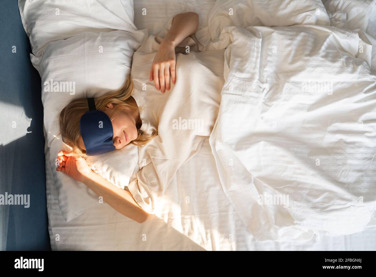 Woman sleeping mask hi-res stock photography and images - Alamy