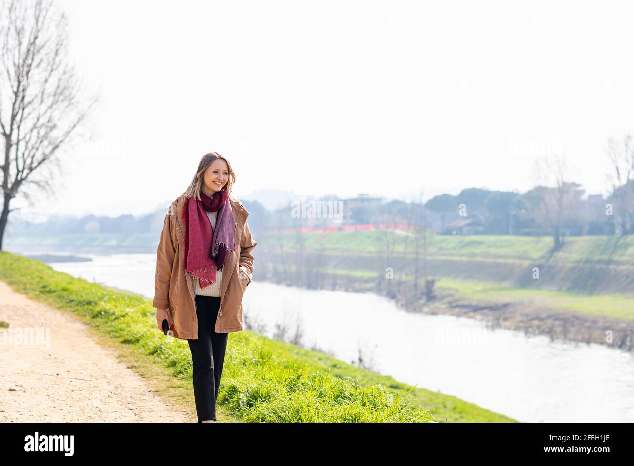People walking on riverside path footpath hi-res stock photography and ...