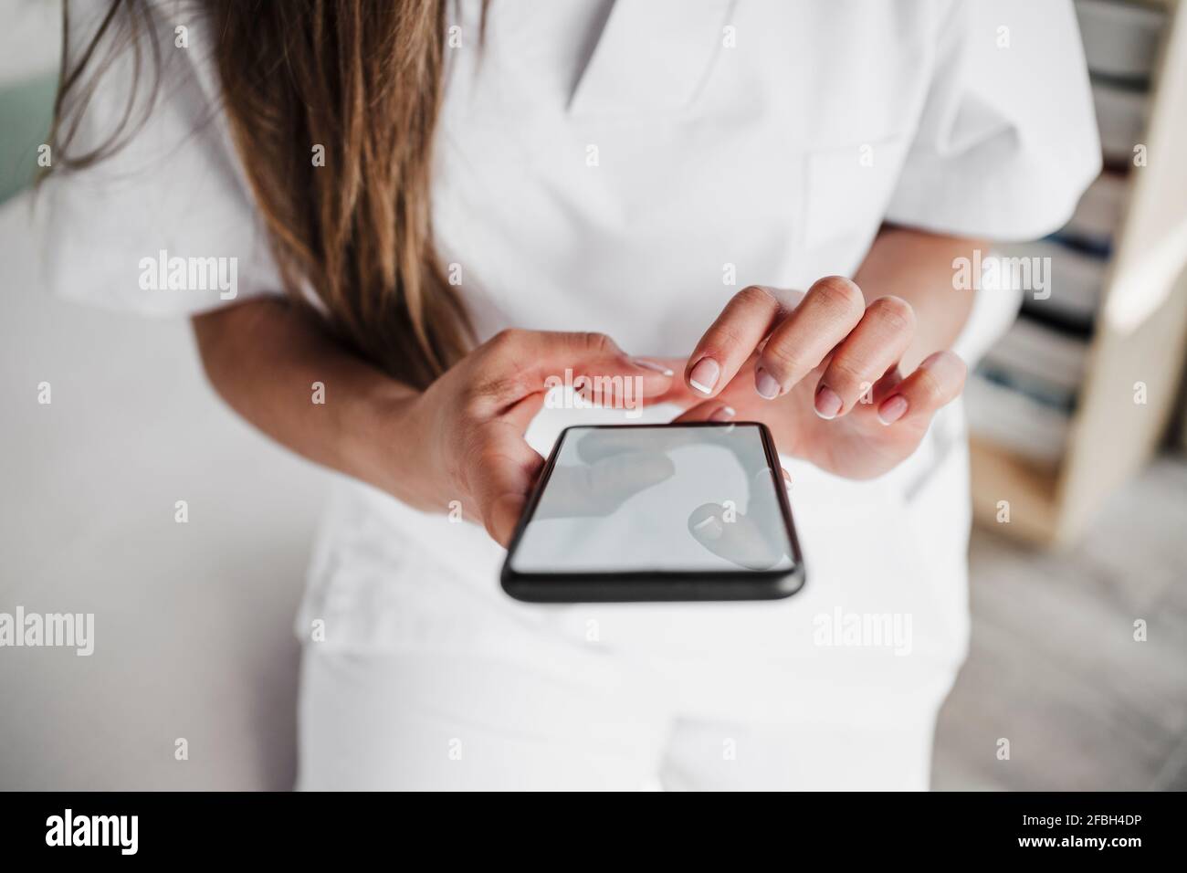 Mobile practice hi-res stock photography and images - Alamy