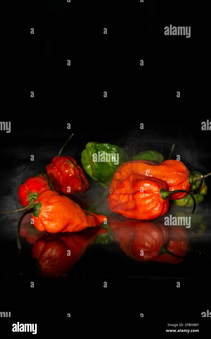Chilli slicing photos hi-res stock photography and images - Alamy