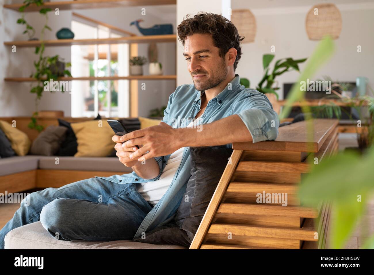 Mobile phone room design hi-res stock photography and images - Alamy