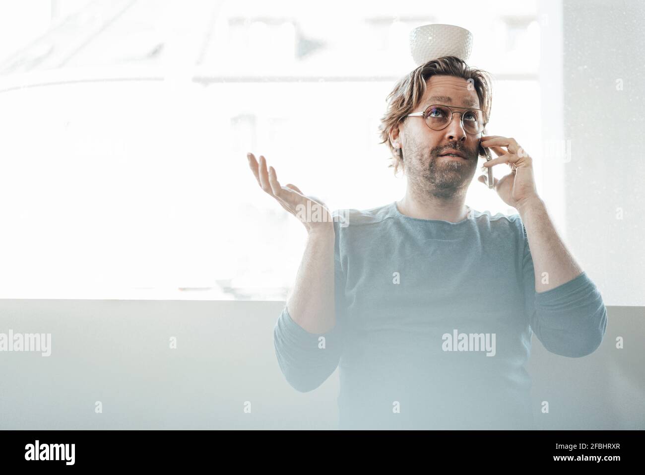 Balancing glasses hi-res stock photography and images - Alamy