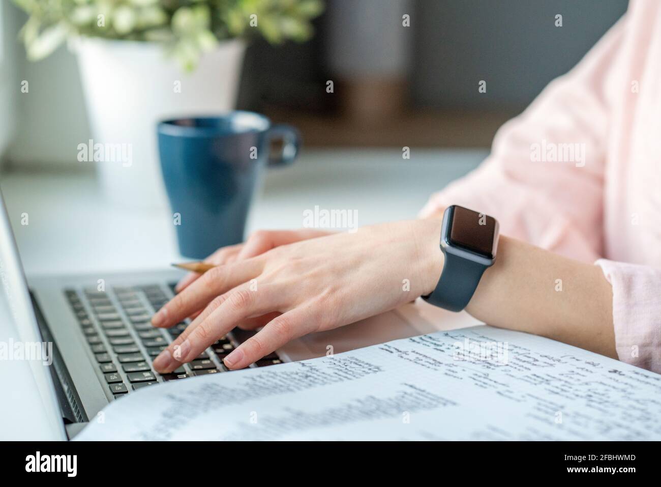 Watch using hi-res stock photography and images - Alamy