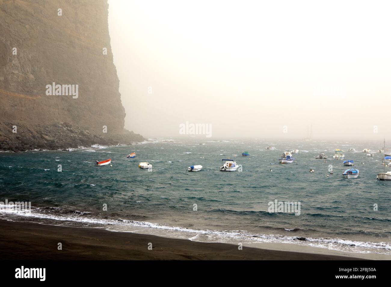 Floating vessels hi-res stock photography and images - Alamy