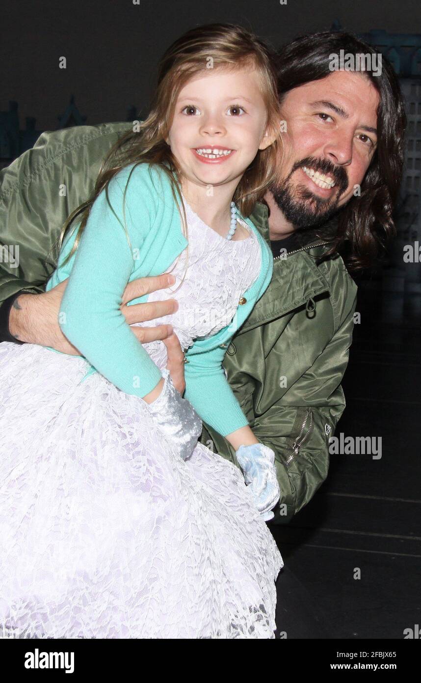 NEW YORK, NY- FEBRUARY 16: Harper Grohl and Dave Grohl backstage at the ...