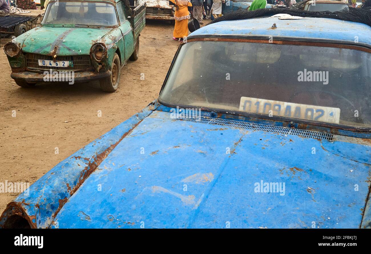 Old rusted vintage cars Stock Photo - Alamy