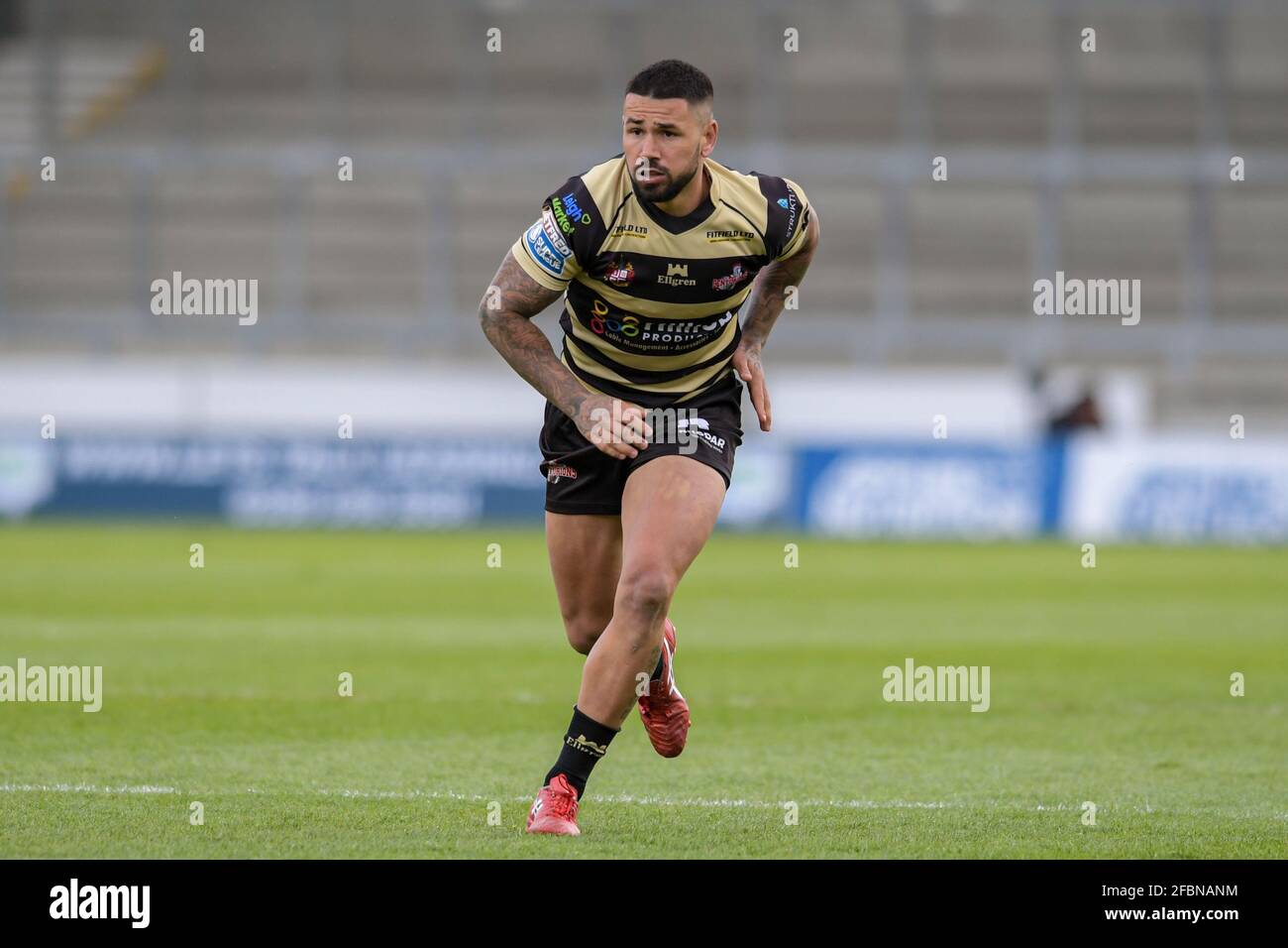 Nathan Peats (26) of Leigh Centurions in action during the game Stock ...