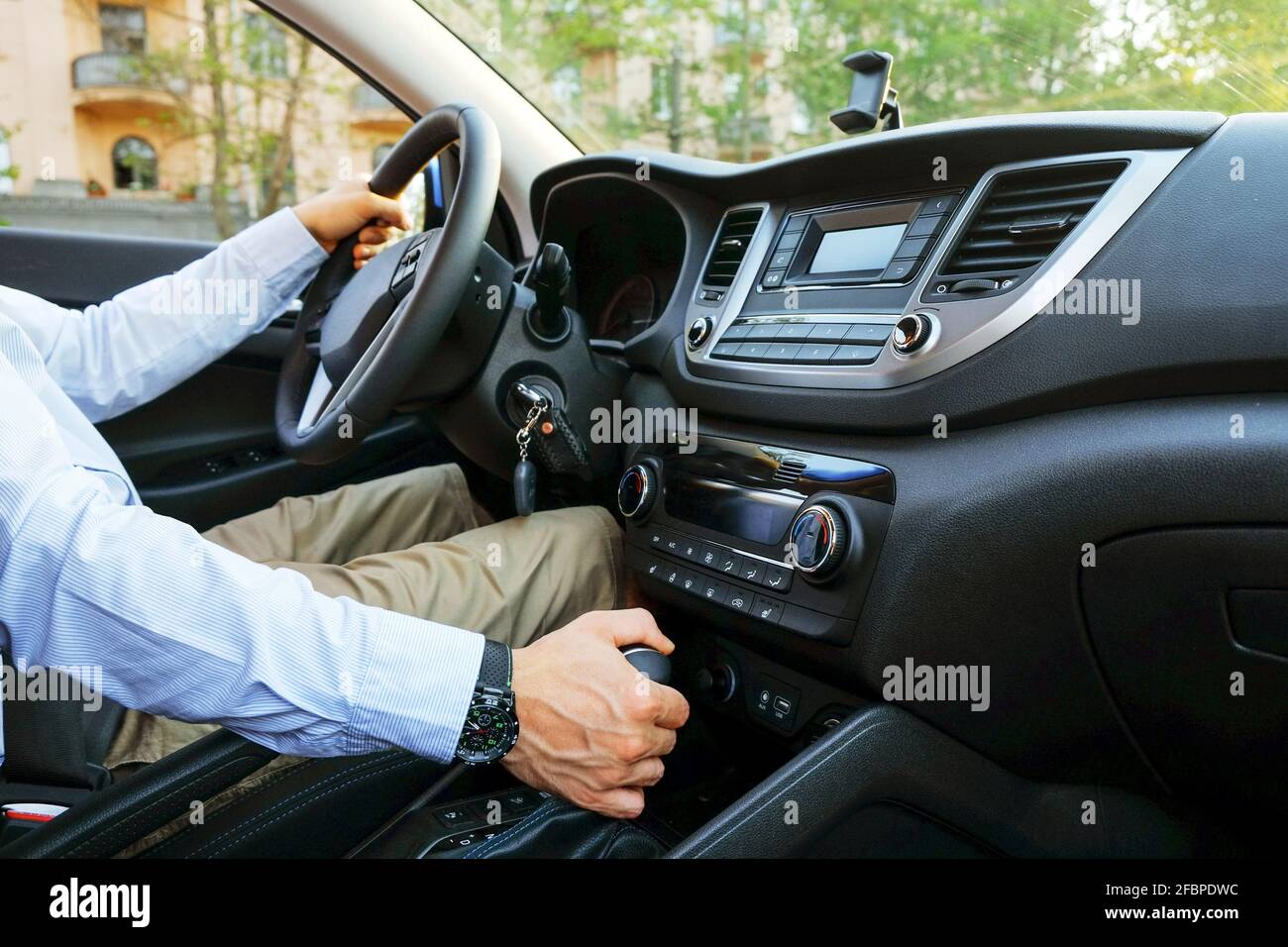 Human hands on wheel hi-res stock photography and images - Alamy