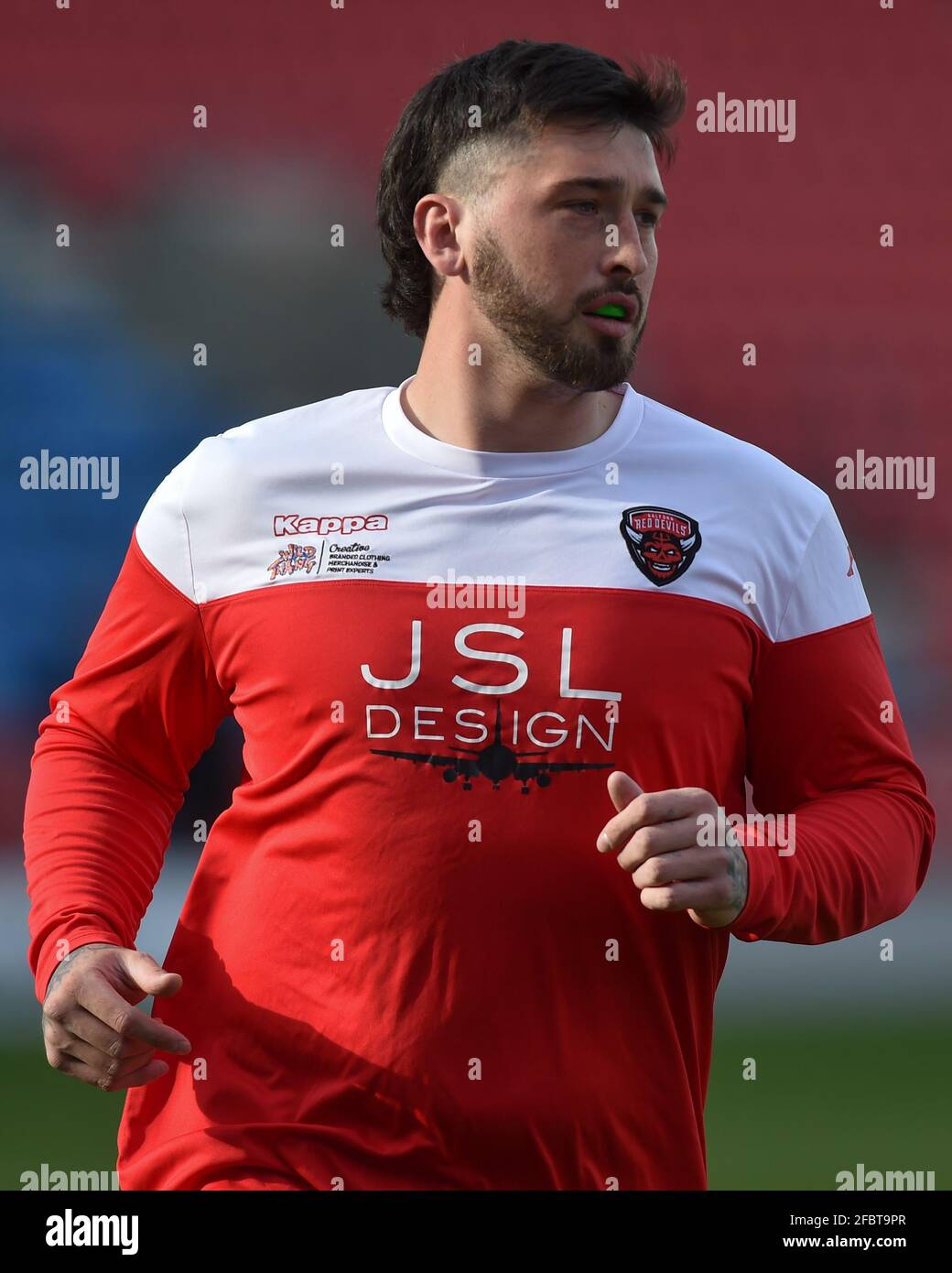 Oliver Roberts (15) of Salford Red Devils during the warm up Stock ...