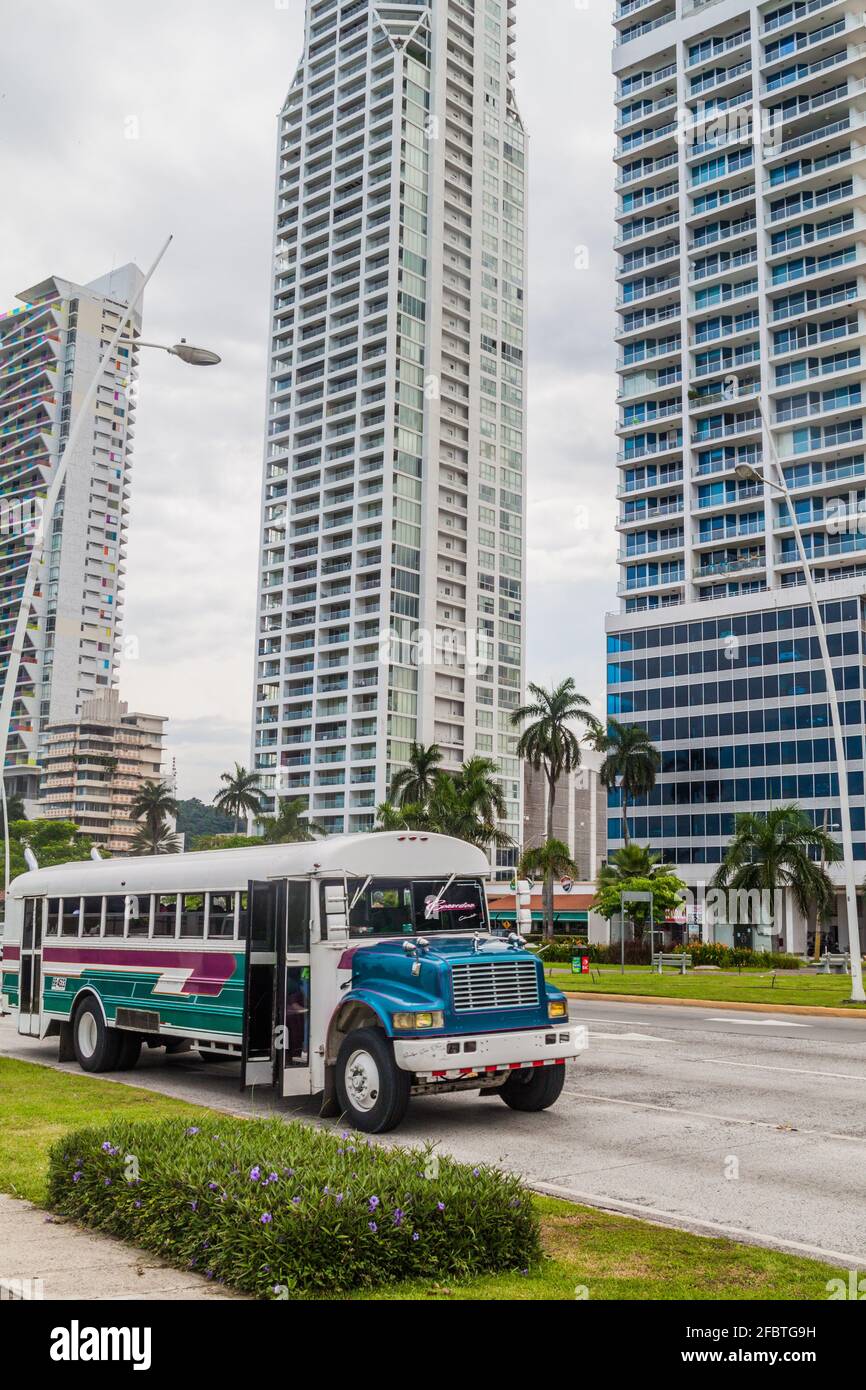Panama traditional bus hi-res stock photography and images - Alamy