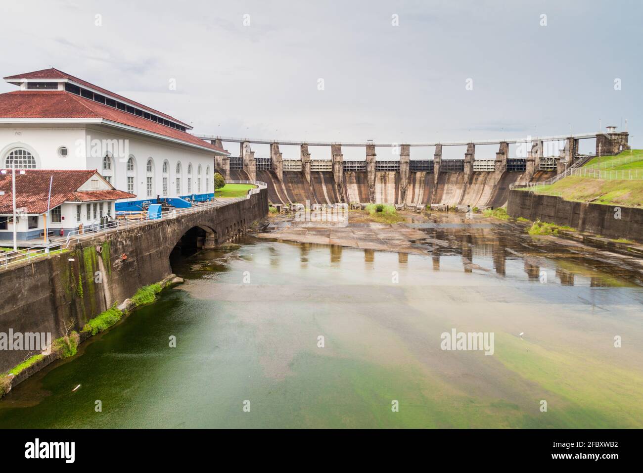 Hydroelectric power station panama hi-res stock photography and images ...