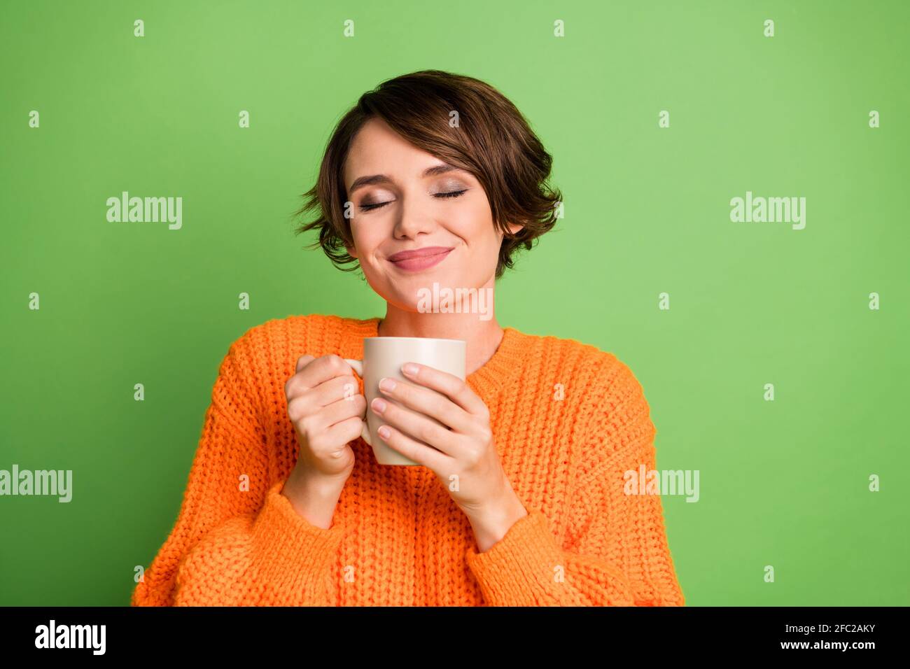 Lady smell smile drink hi-res stock photography and images - Alamy