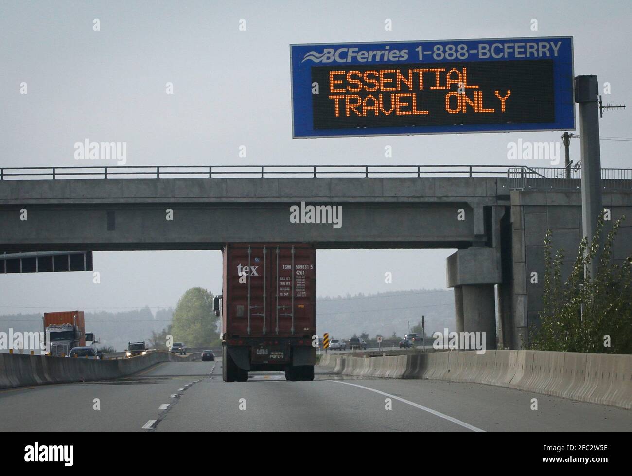 Canada highway sign board hi-res stock photography and images - Alamy