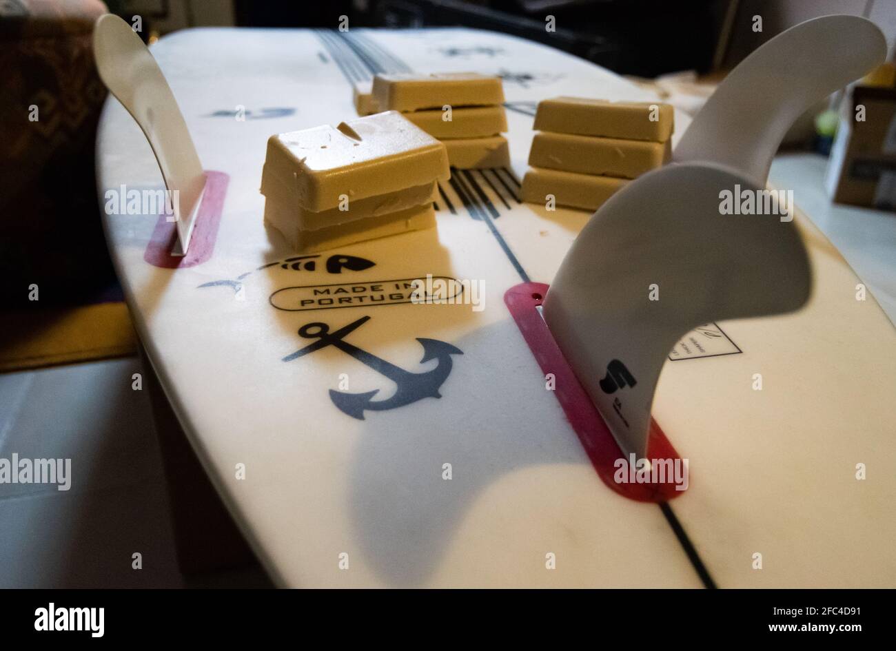 Shoartboard hi-res stock photography and images - Alamy