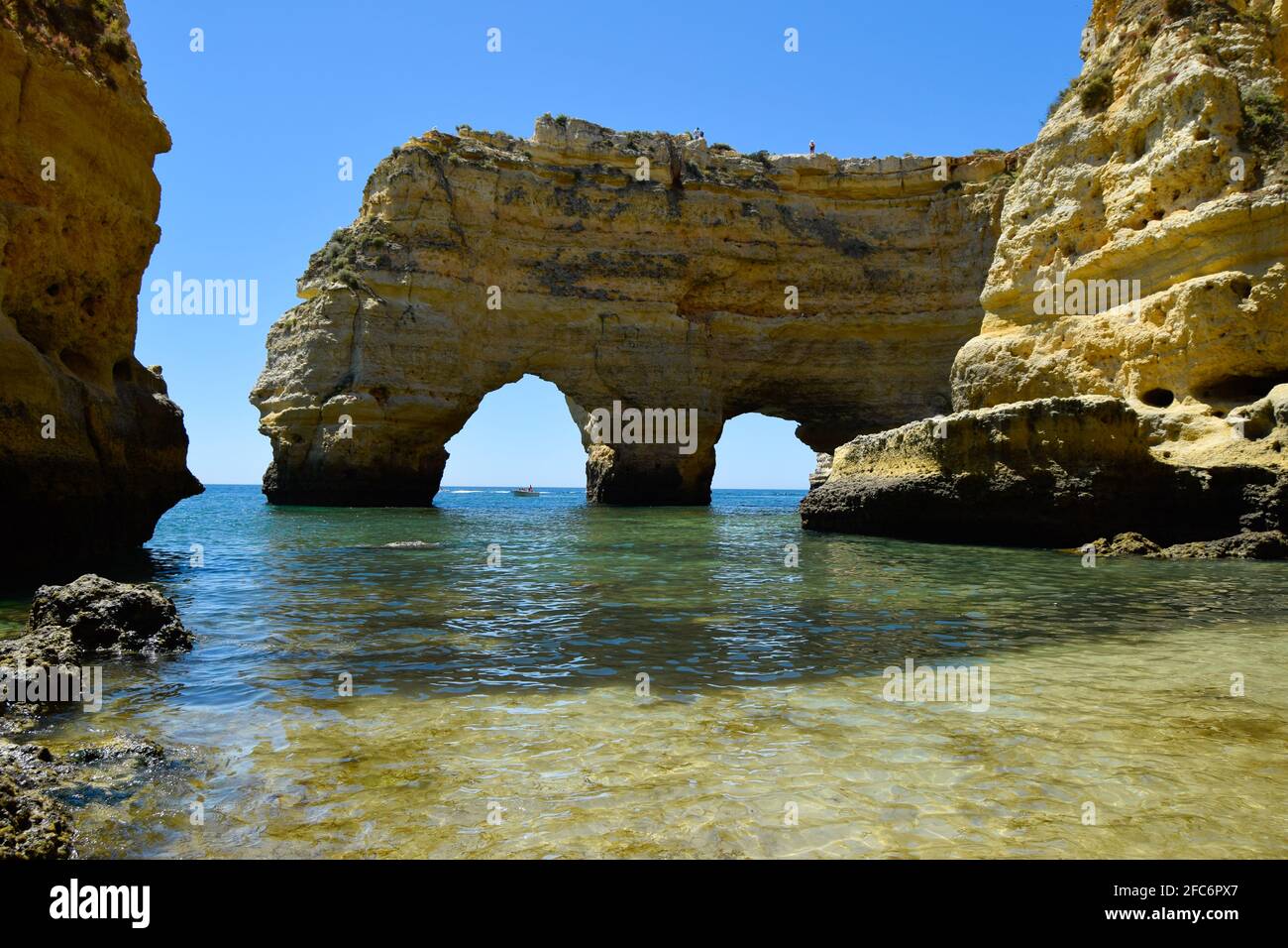 Portuguese beaches hi-res stock photography and images - Alamy