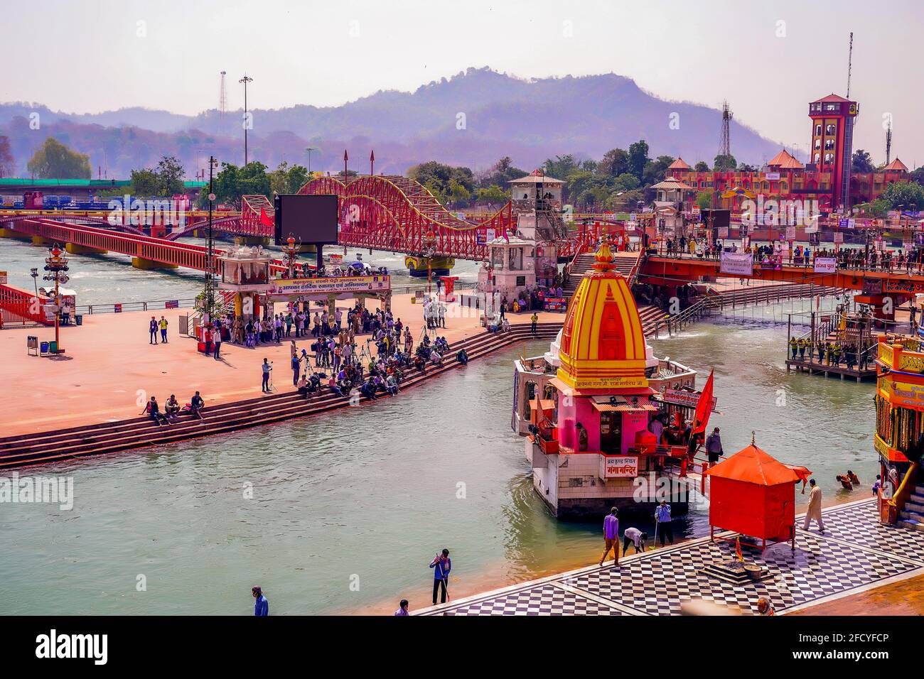 Ganga river har ki pauri hi-res stock photography and images - Alamy
