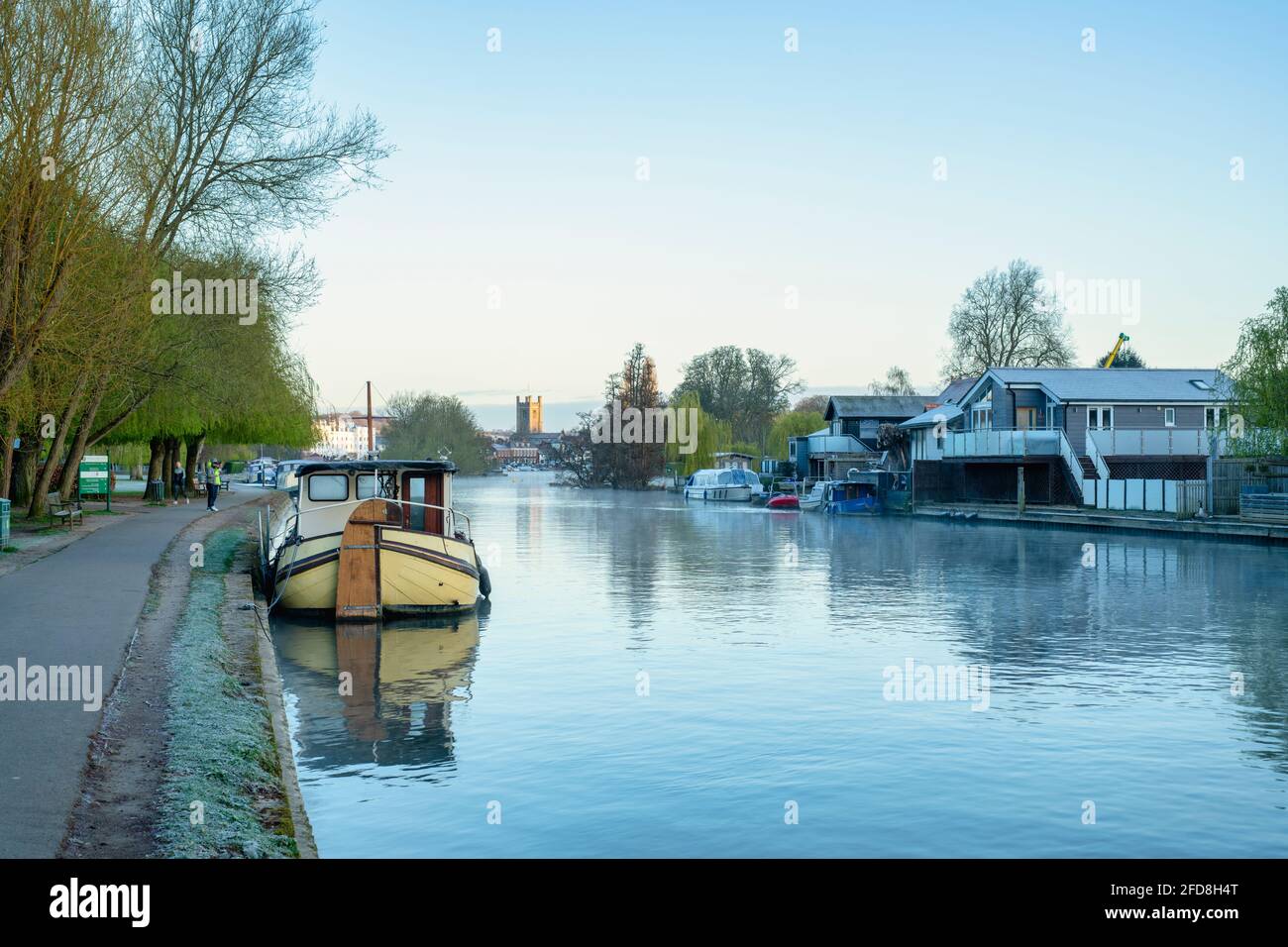 River boats on the river thames at mill meadows on a frosty spring ...