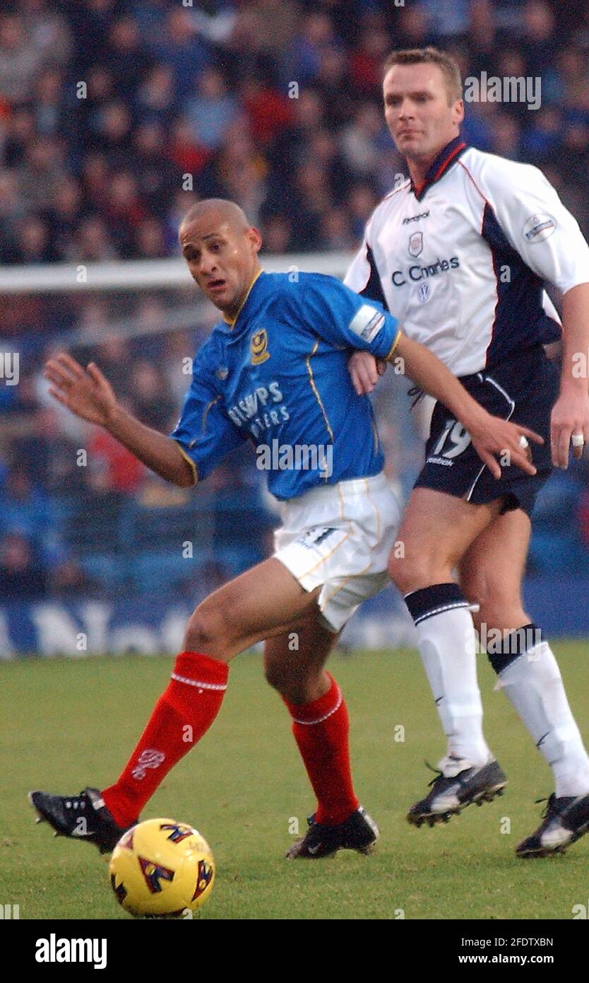 PORTSMOUTH V CREWE NIGEL QUASHIE HOLD OFF GEOFF THOMAS. PIC MIKE WALKER ...