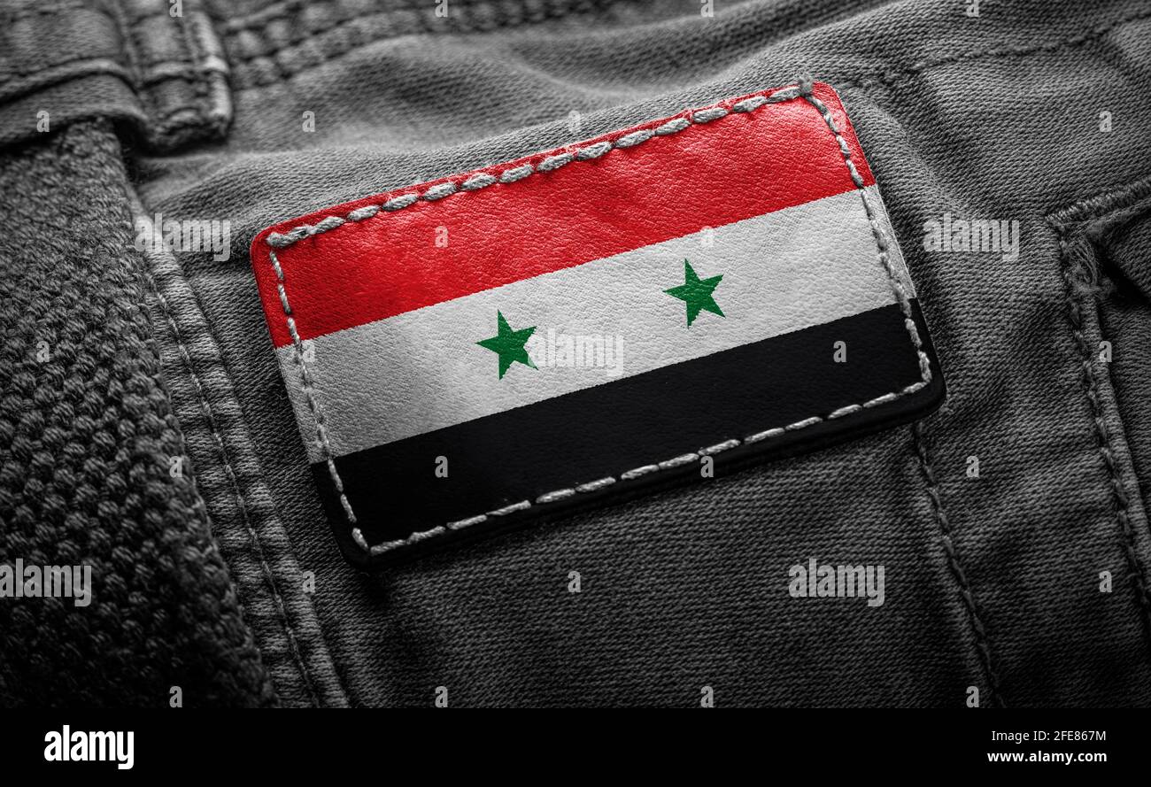 Grunge syrian flag hi-res stock photography and images - Alamy