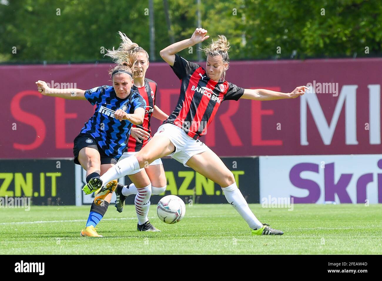 Mialn, Italy. 24th Apr, 2021. Gloria Marinelli (#7 Inter) and Laura ...