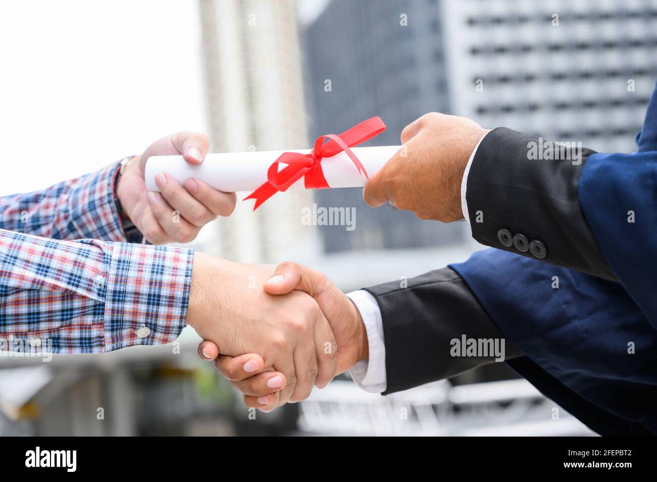 Graduation ceremony handshake hi-res stock photography and images - Alamy