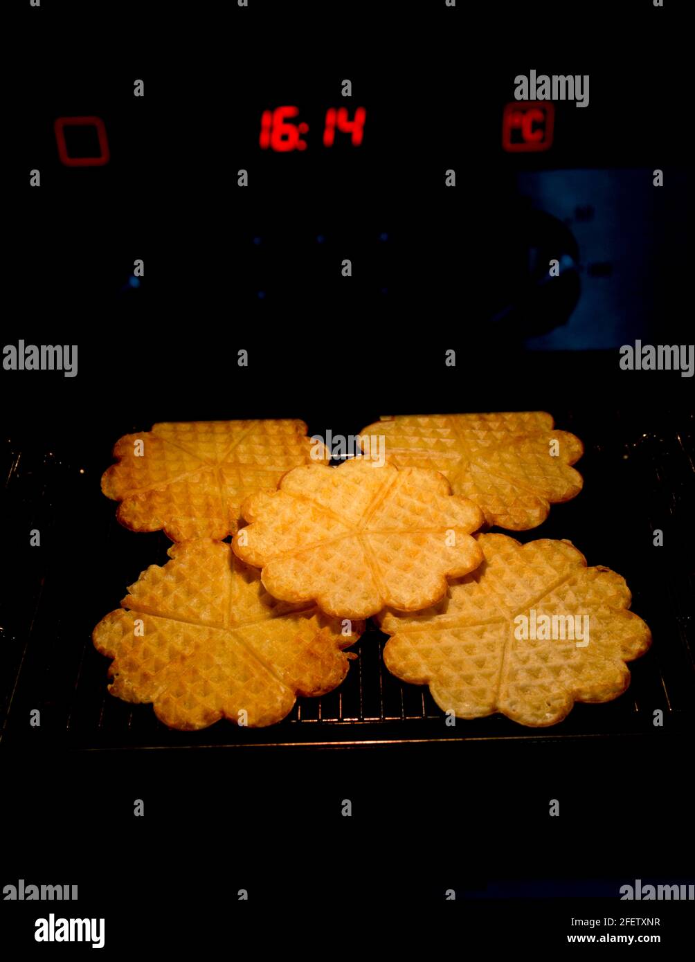 Waffle house interior hi-res stock photography and images - Alamy