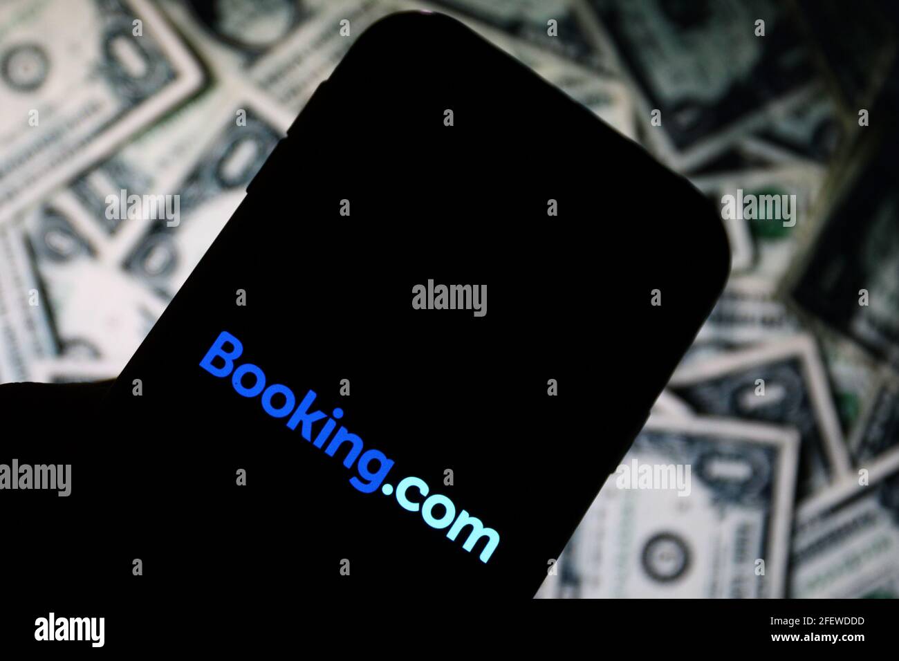 Booking com app logo hi-res stock photography and images - Alamy
