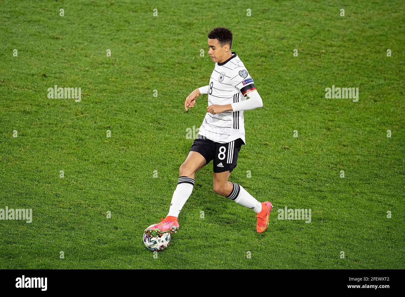 Jamal musiala body hi-res stock photography and images - Alamy