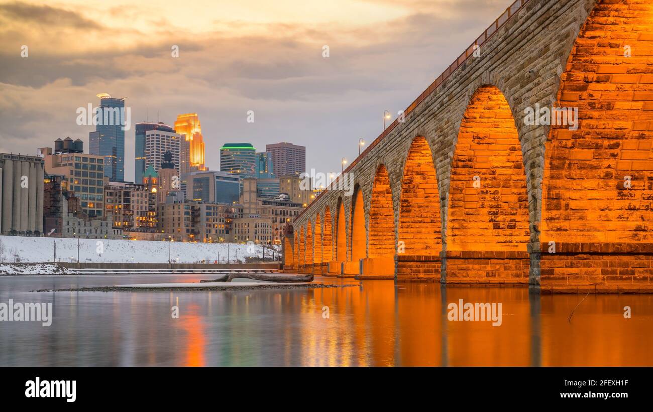Minneapolis city downtown skyline cityscape of USA Stock Photo - Alamy