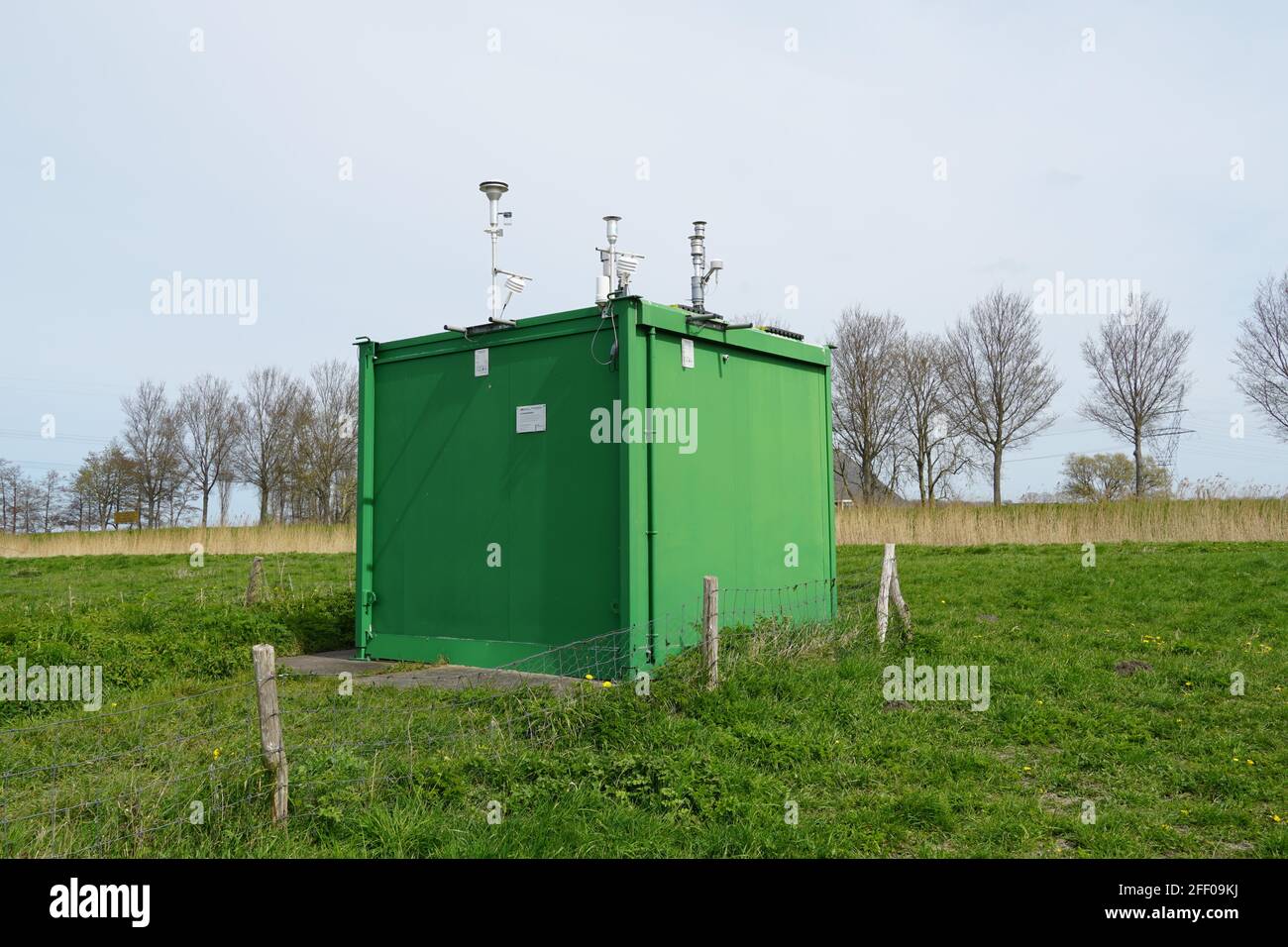 Air Pollution Measurement Station High Resolution Stock Photography and ...