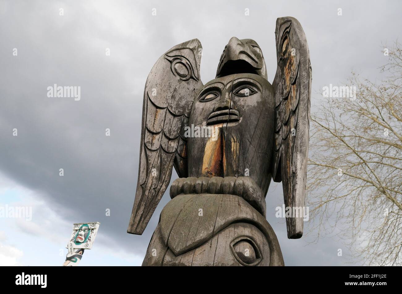 Eagle above Killer Whale on Whale's Tail - Carver: Laverne Roy Baines ...