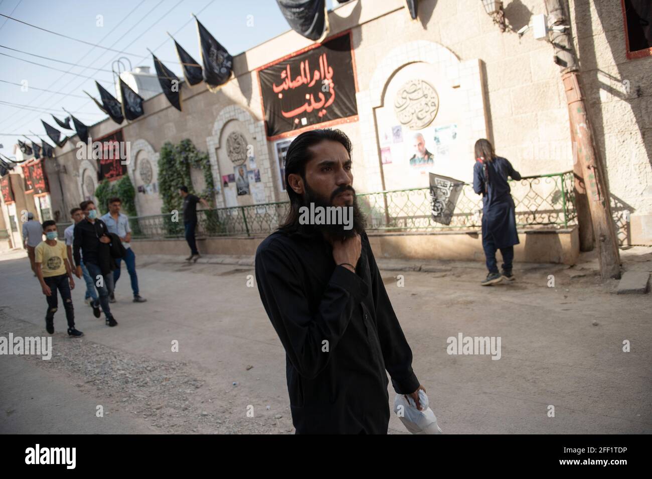 Photos show the ceremony of Hussein death in Damascus 2020 Stock Photo ...