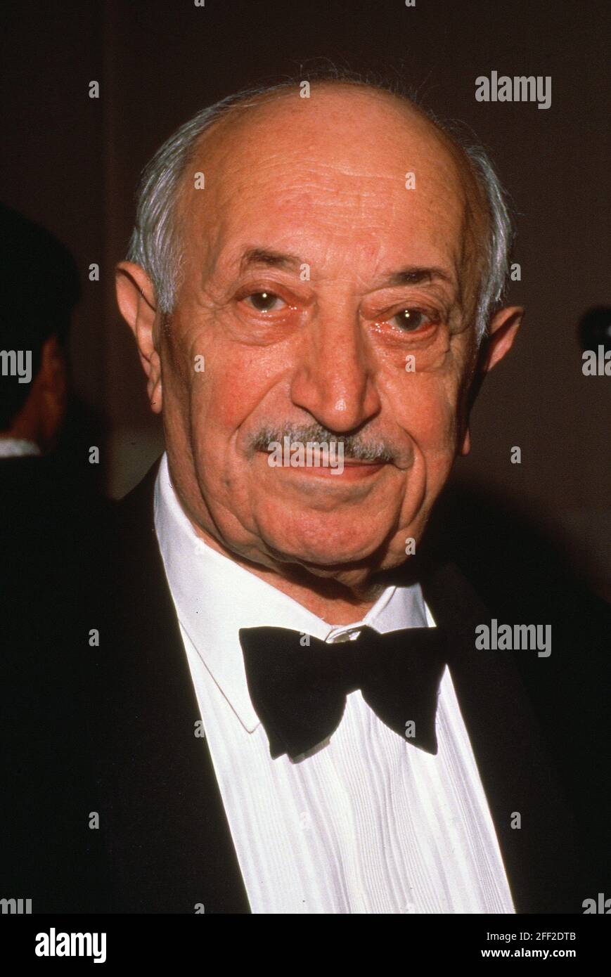Simon Wiesenthal Circa 1980's Credit: Ralph Dominguez/MediaPunch Stock ...