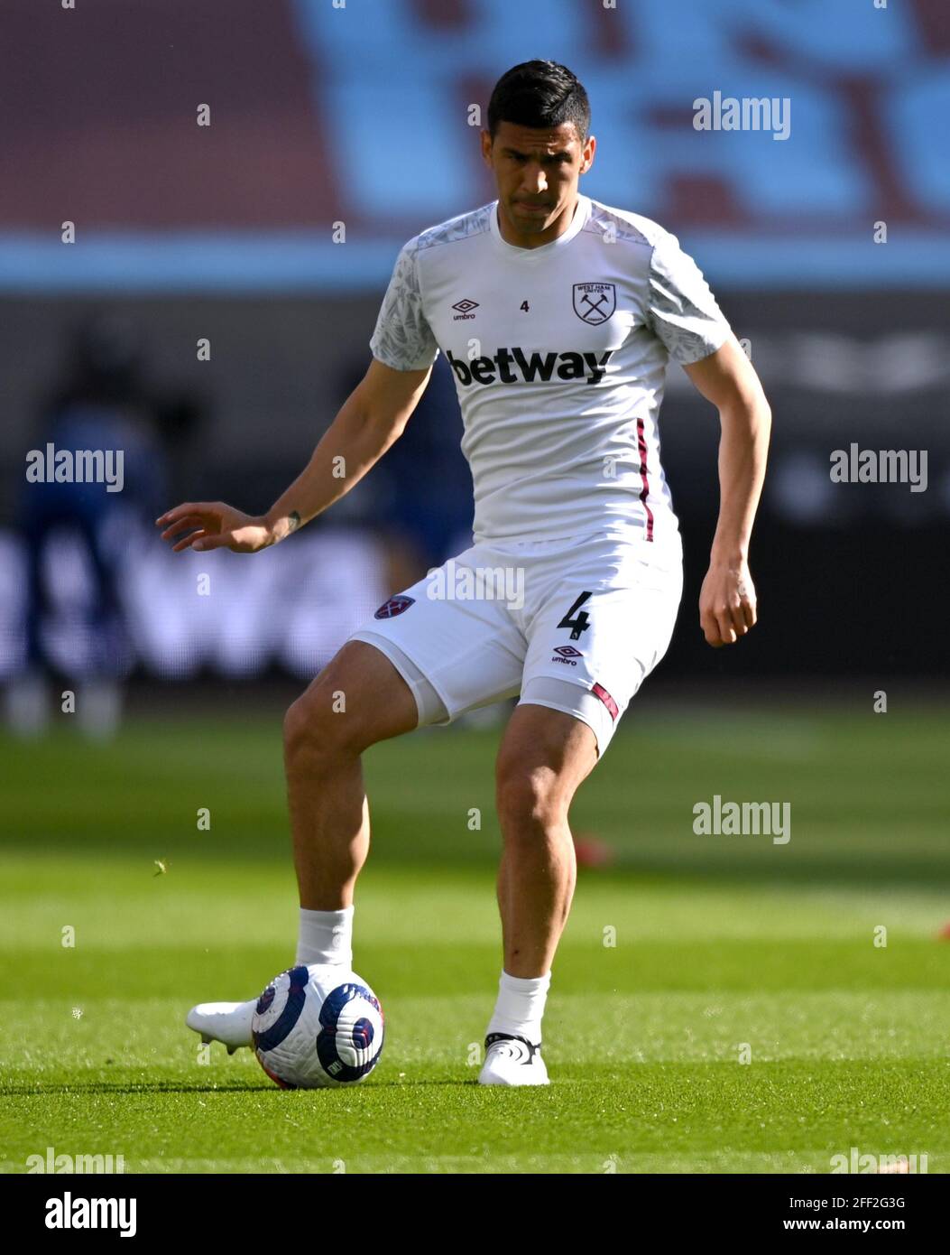 West Ham United's Fabian Balbuena warms up on the pitch ahead of the ...