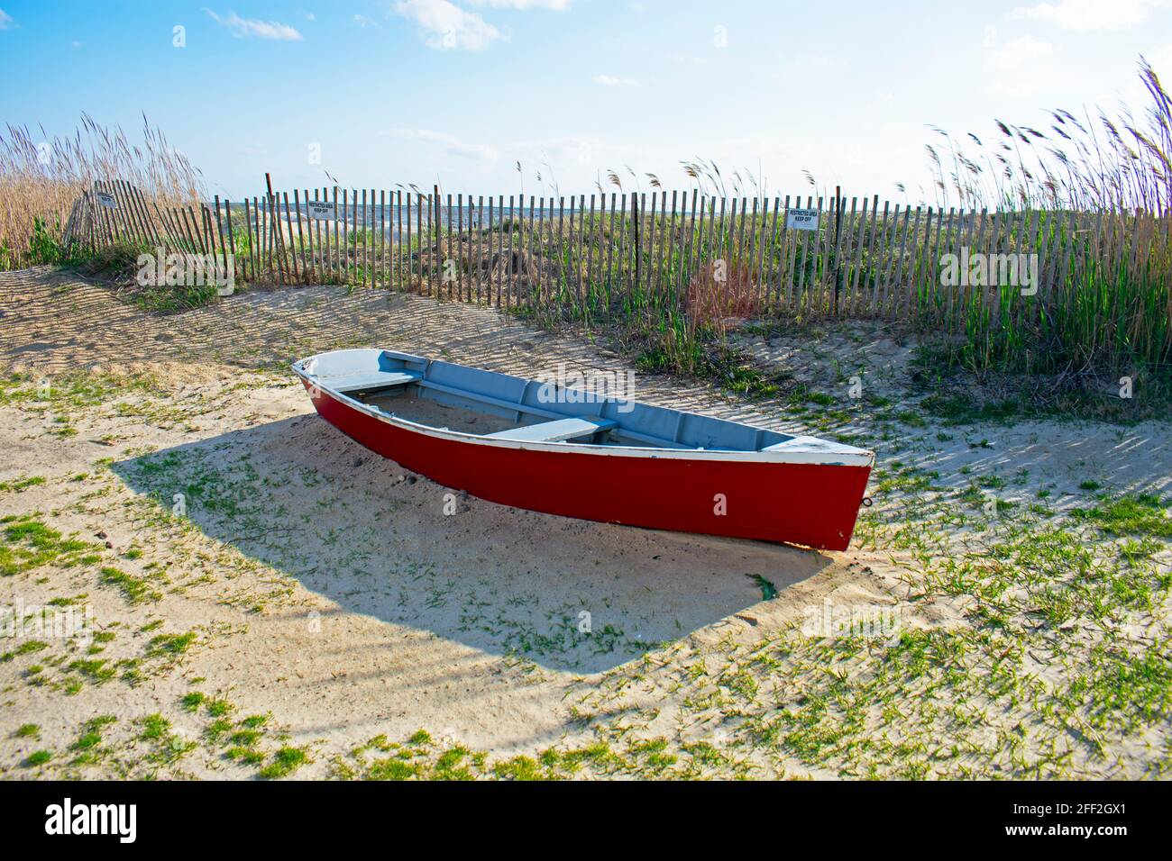 Wood slats hi-res stock photography and images - Alamy