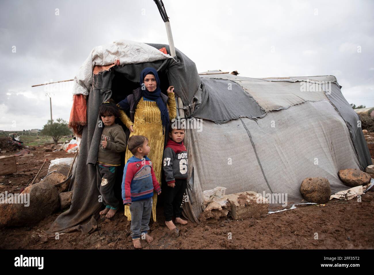 Syria journalist family hi-res stock photography and images - Alamy