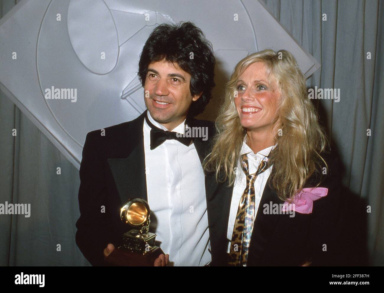 Val Garay and Kim Carnes at the 24th Annual Grammy Awards on February ...