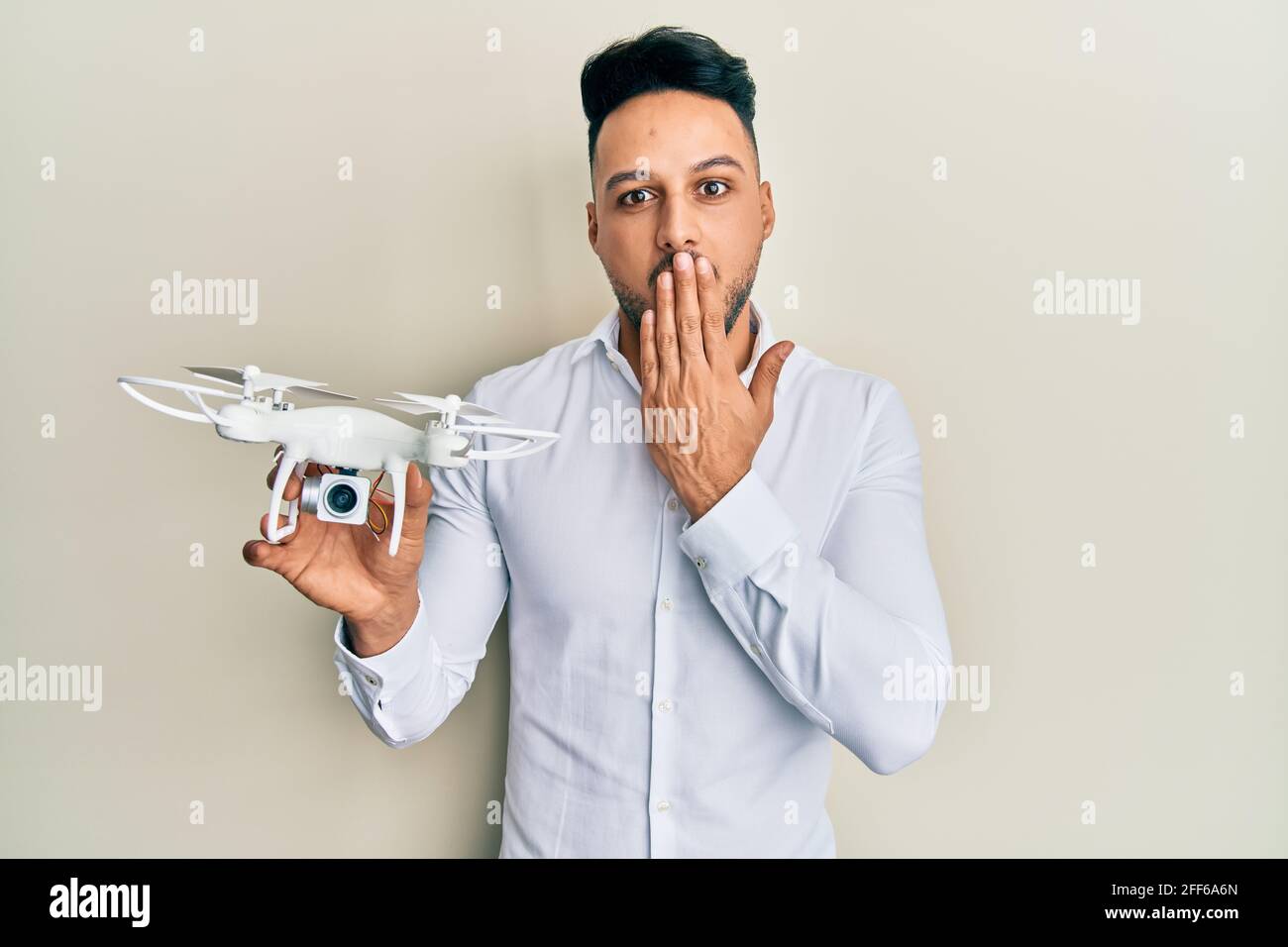 Drone scared hi-res stock photography and images - Alamy